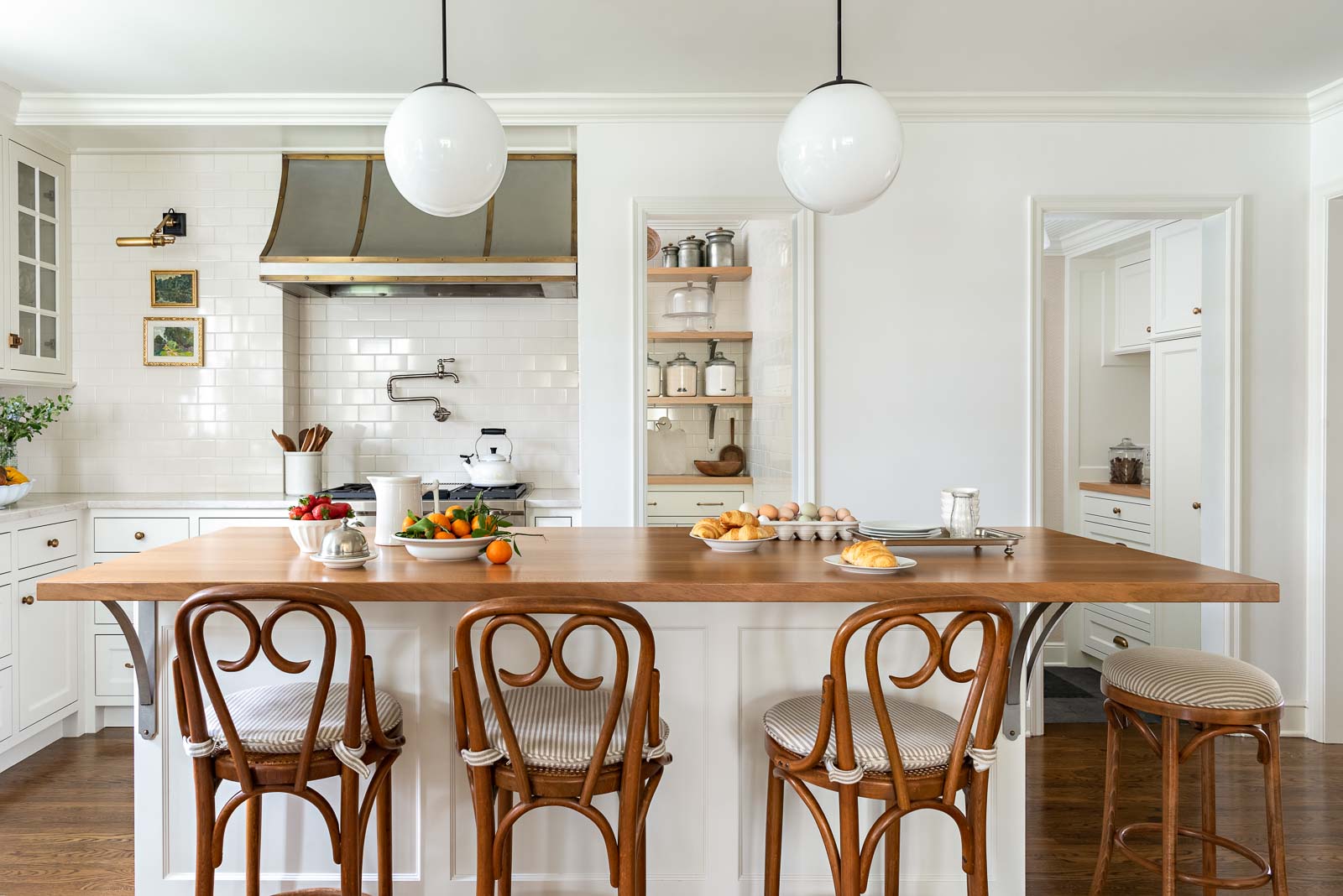 Classic Kitchen - Rehkamp Larson Architects